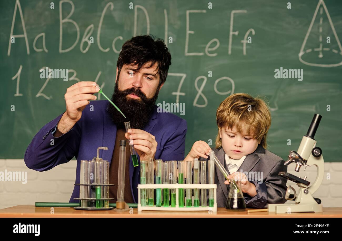 Teacher child test tubes. Cognitive process. Kids cognitive development ...