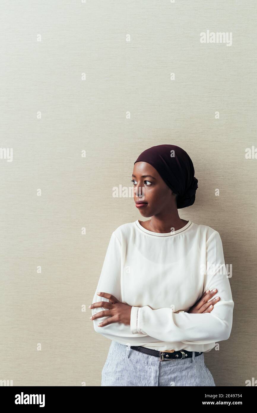 Women allyship hi-res stock photography and images - Alamy