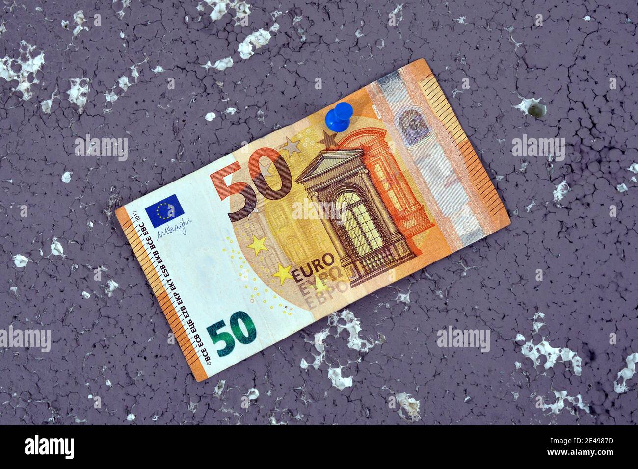 Close-up of 100 Euro banknotes isolated on white background Stock Photo ...