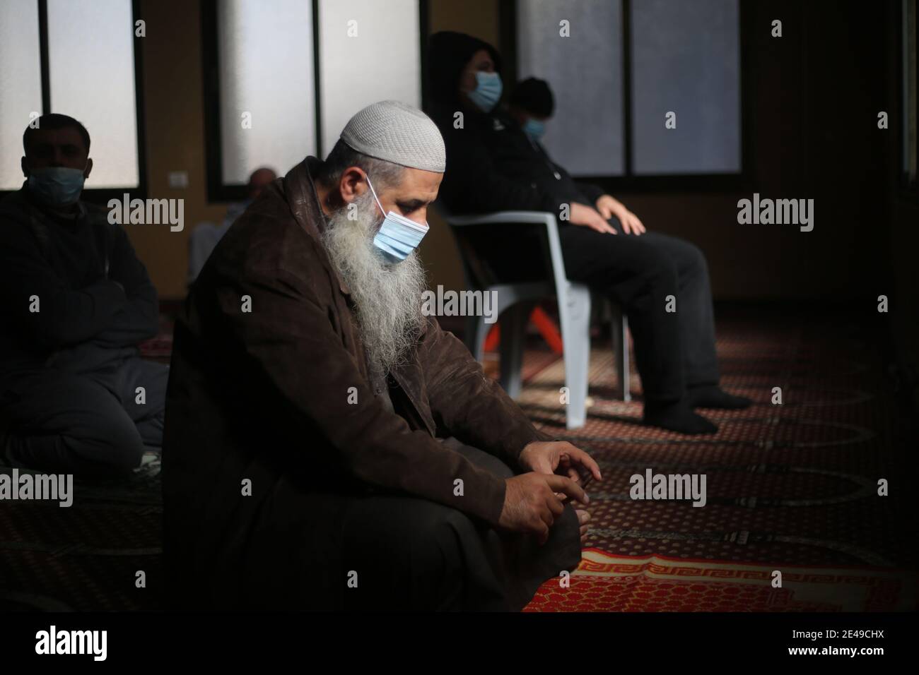 Gaza City, The Gaza Strip, Palestine. 22nd Jan, 2021. Palestinians attend Friday prayers in Gaza ...