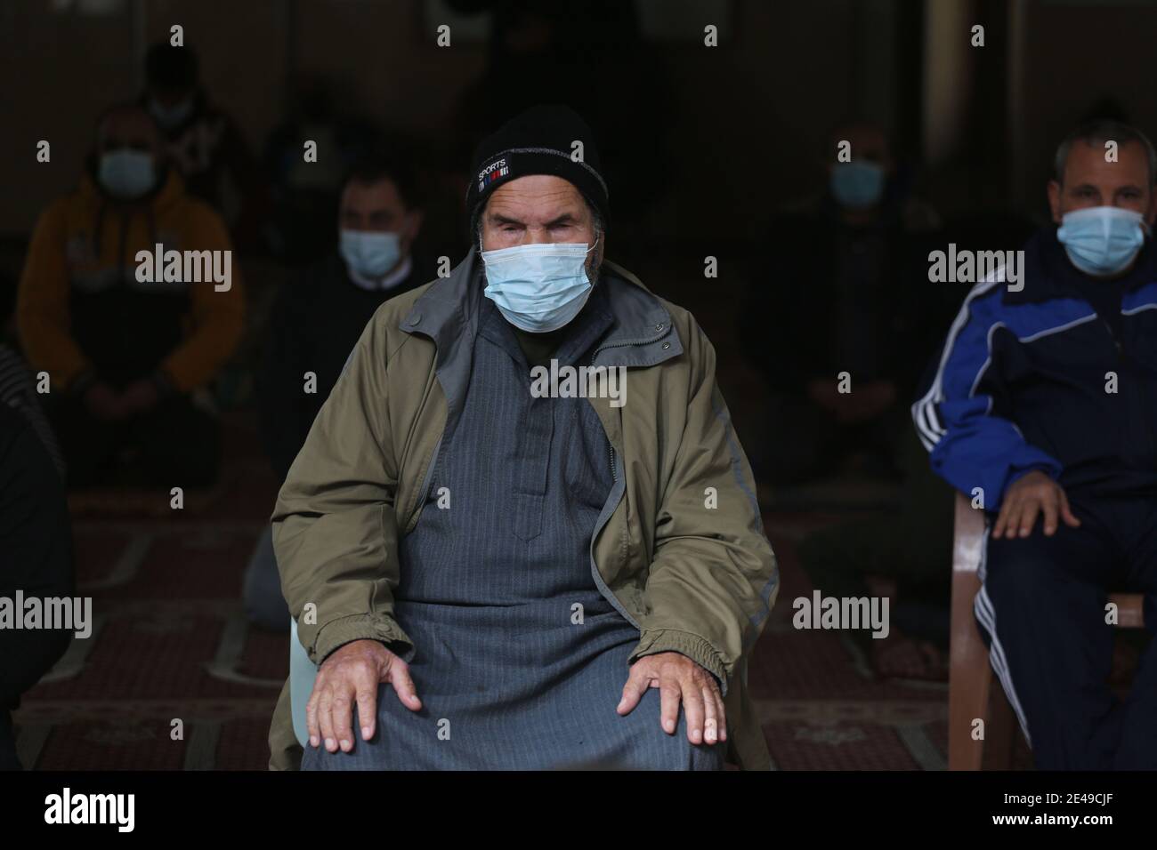 Gaza City, The Gaza Strip, Palestine. 22nd Jan, 2021. Palestinians attend Friday prayers in Gaza ...