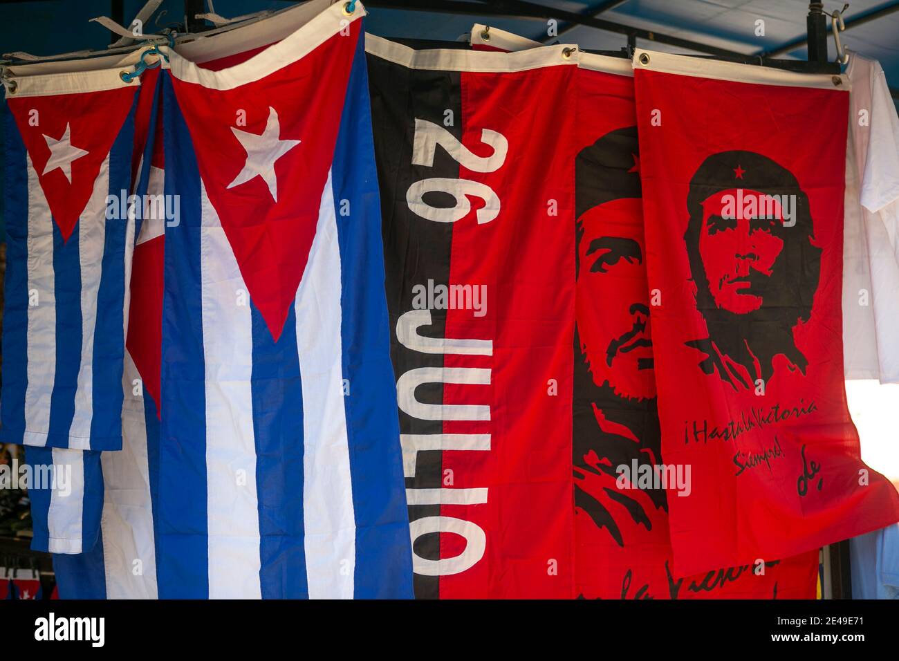 Che guevara flag hi-res stock photography and images - Alamy