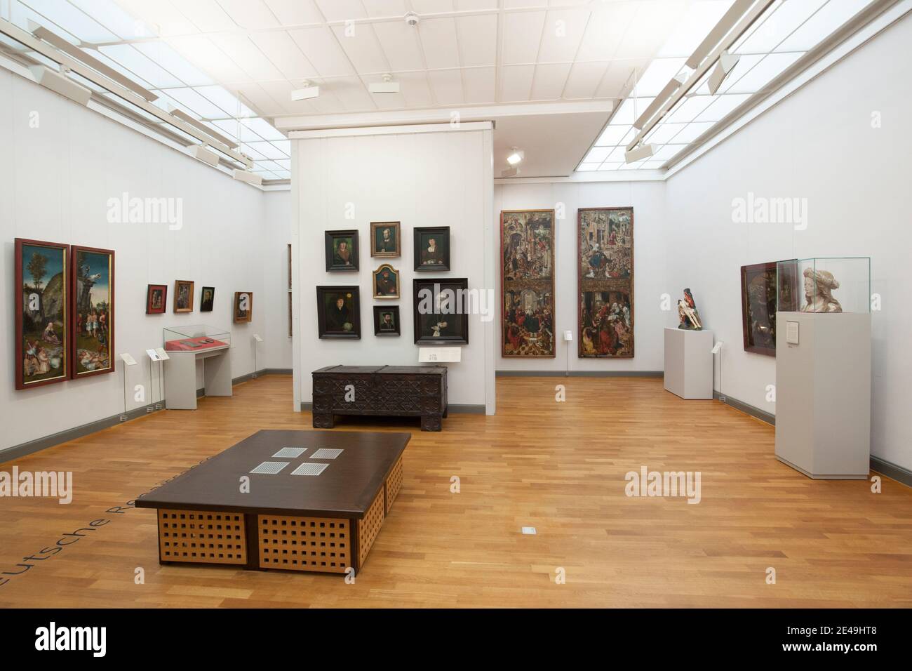 Lower buildings displays hi-res stock photography and images - Alamy