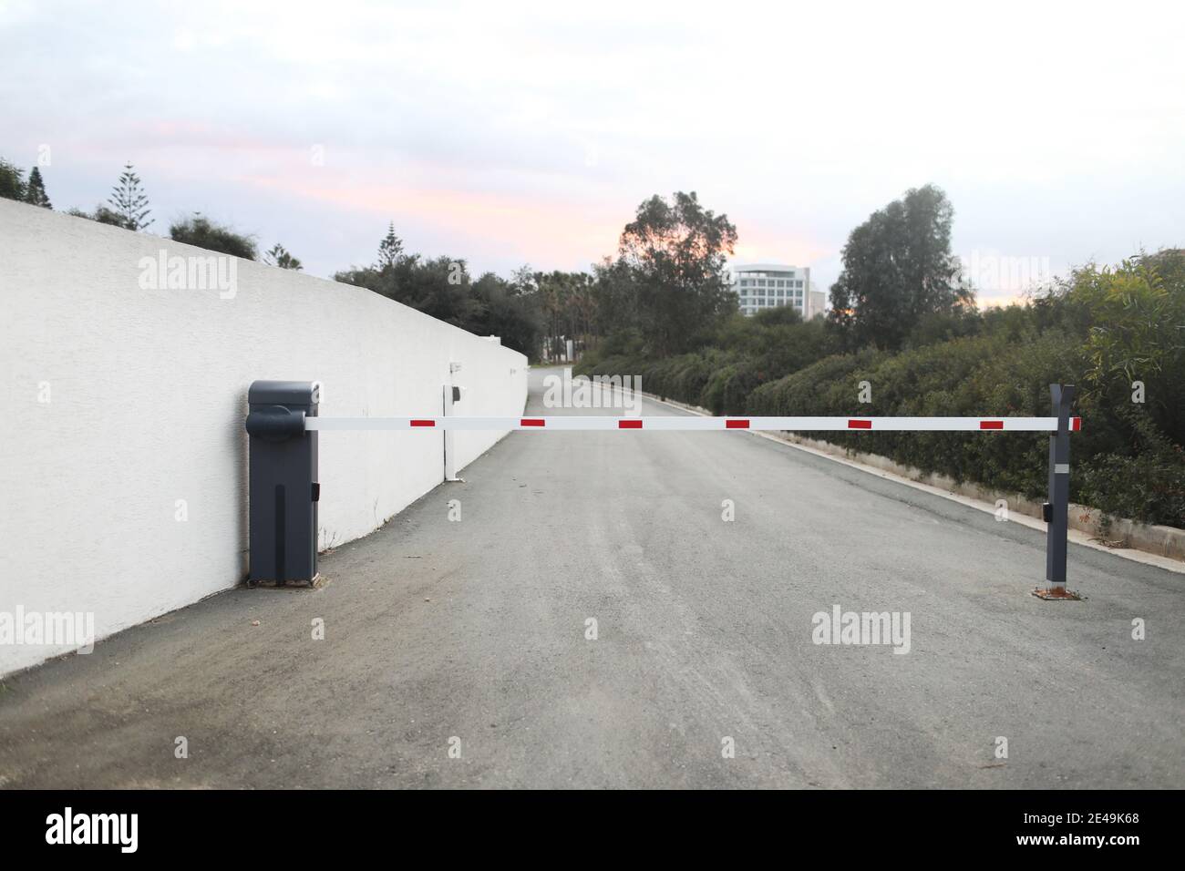 parking barrier system, automatic car park security system. barrier to ...