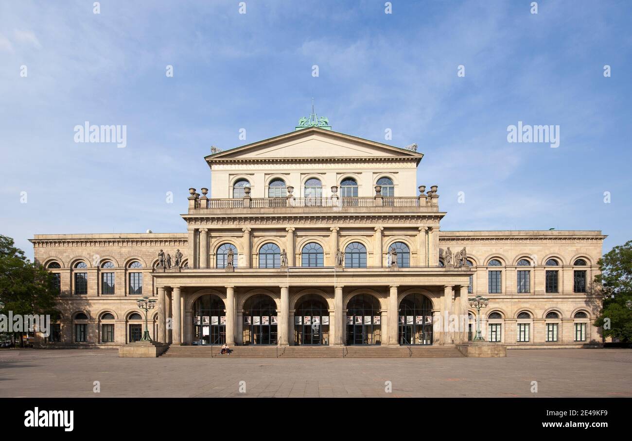 Hanover opera house hi-res stock photography and images - Alamy