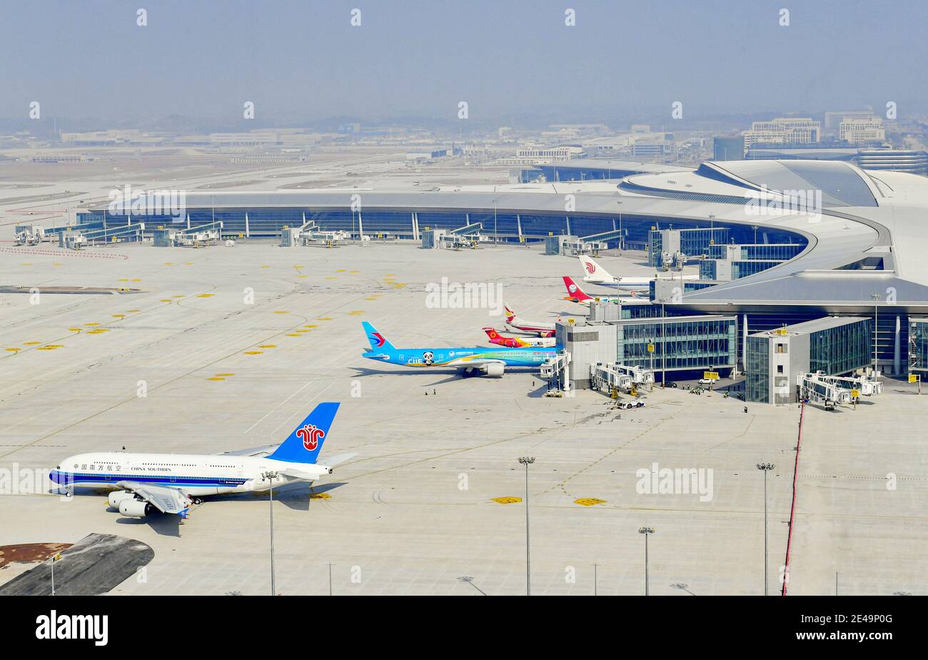 Chengdu. 22nd Jan, 2021. Photo taken on Jan. 22, 2021 shows flights ...