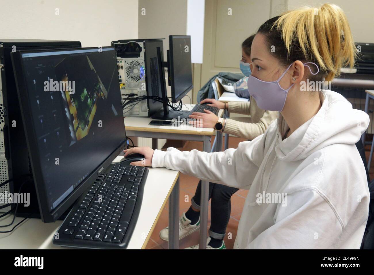 Venturi mask hi-res stock photography and images - Alamy