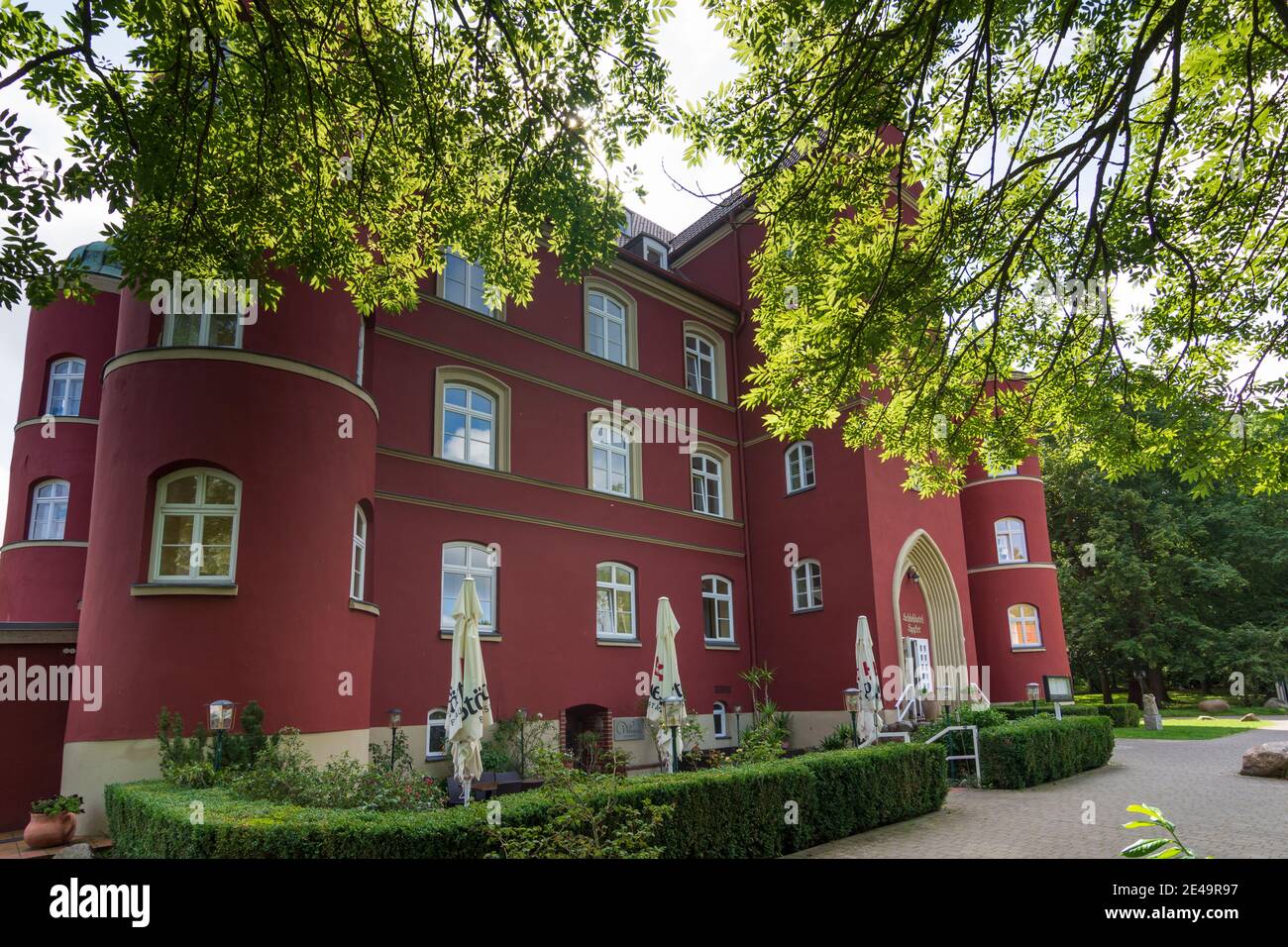 Spyker hi-res stock photography and images - Alamy