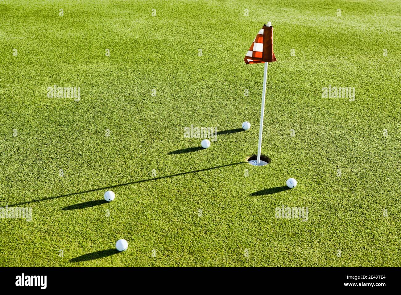 Photo of Practice Putting Green Stock Photo - Alamy