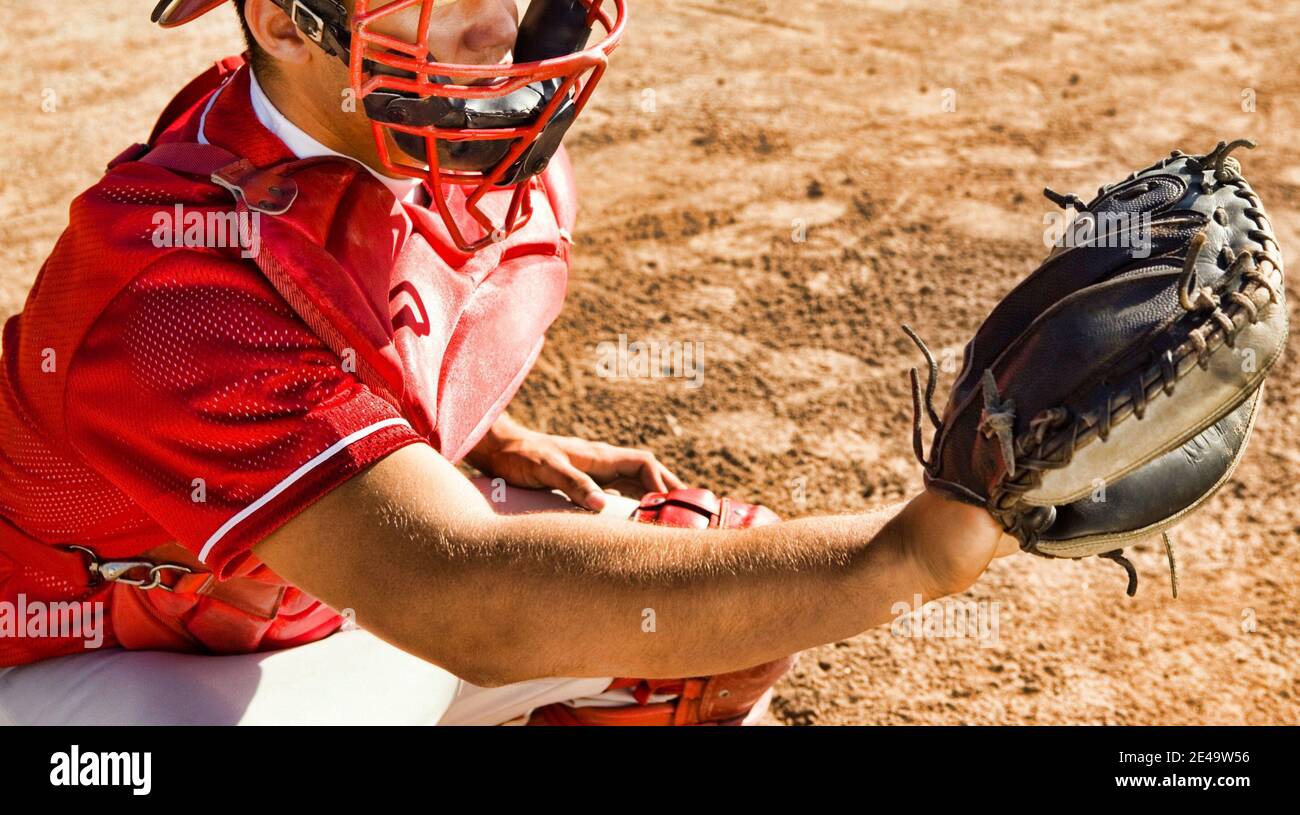 Boy catch baseball hi-res stock photography and images - Alamy