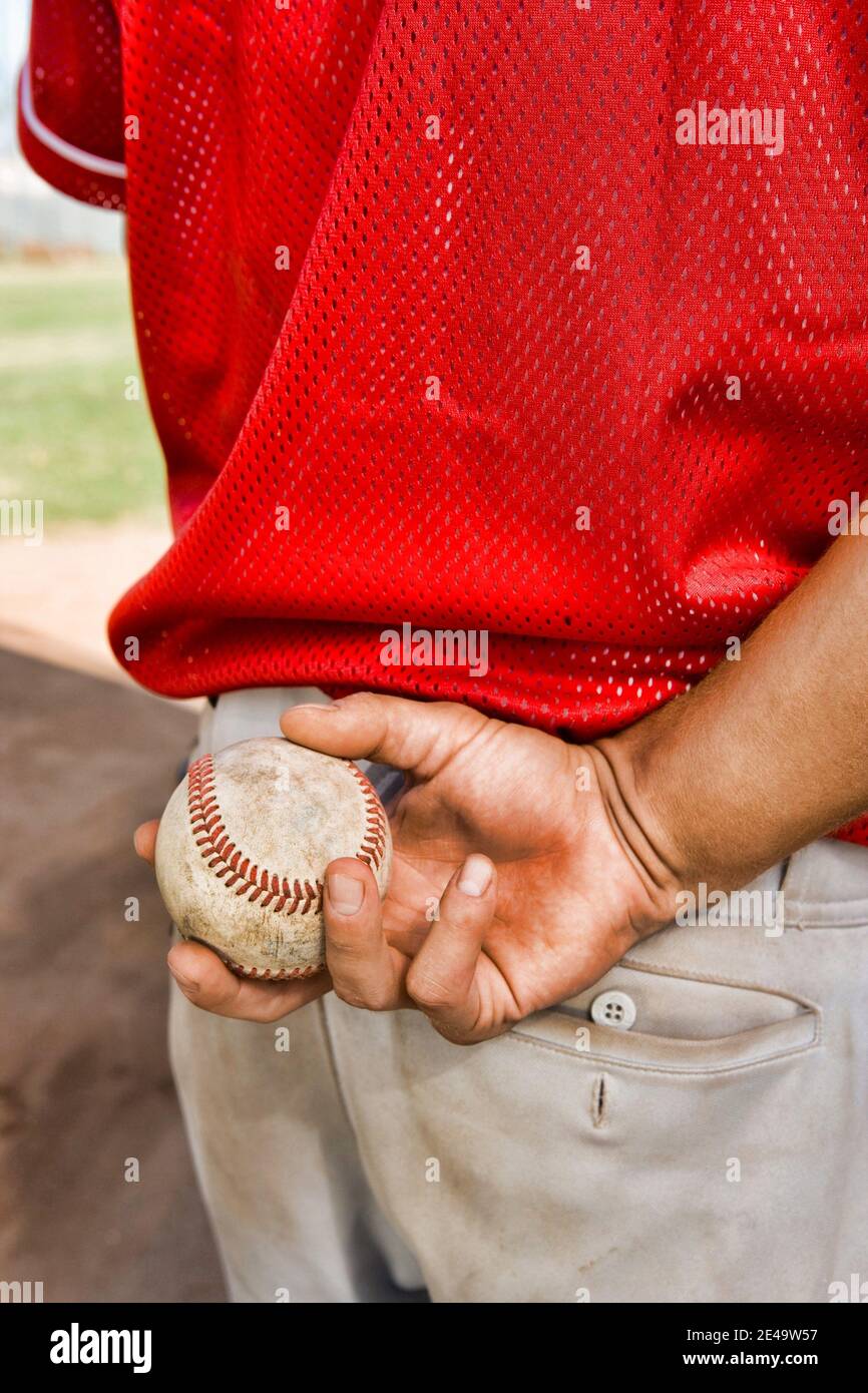 Curveball pitch hi-res stock photography and images - Alamy