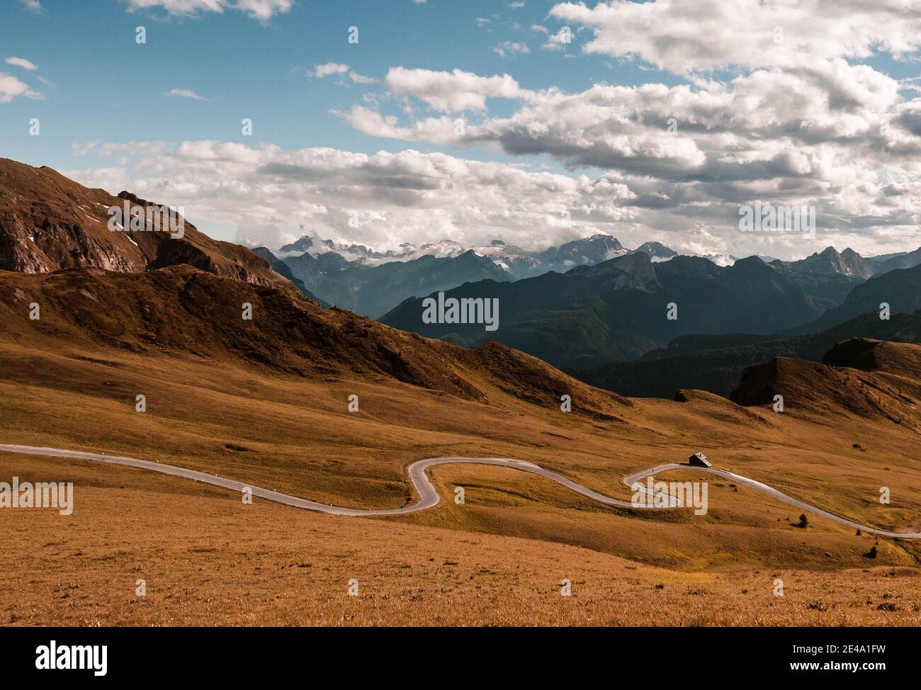 Sand mountai hi-res stock photography and images - Alamy