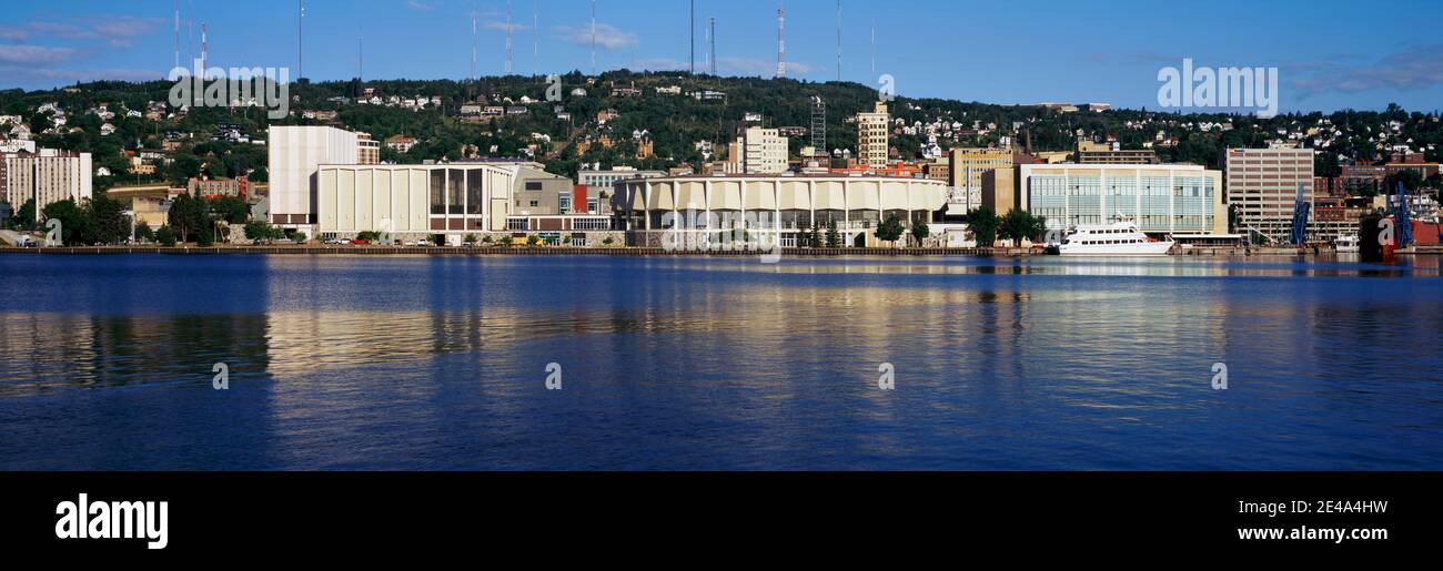 Lakeside buildings building hi-res stock photography and images - Alamy