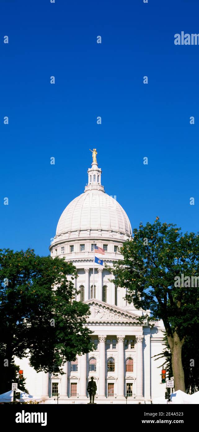 Facade of a government building, Wisconsin State Capitol, Madison ...