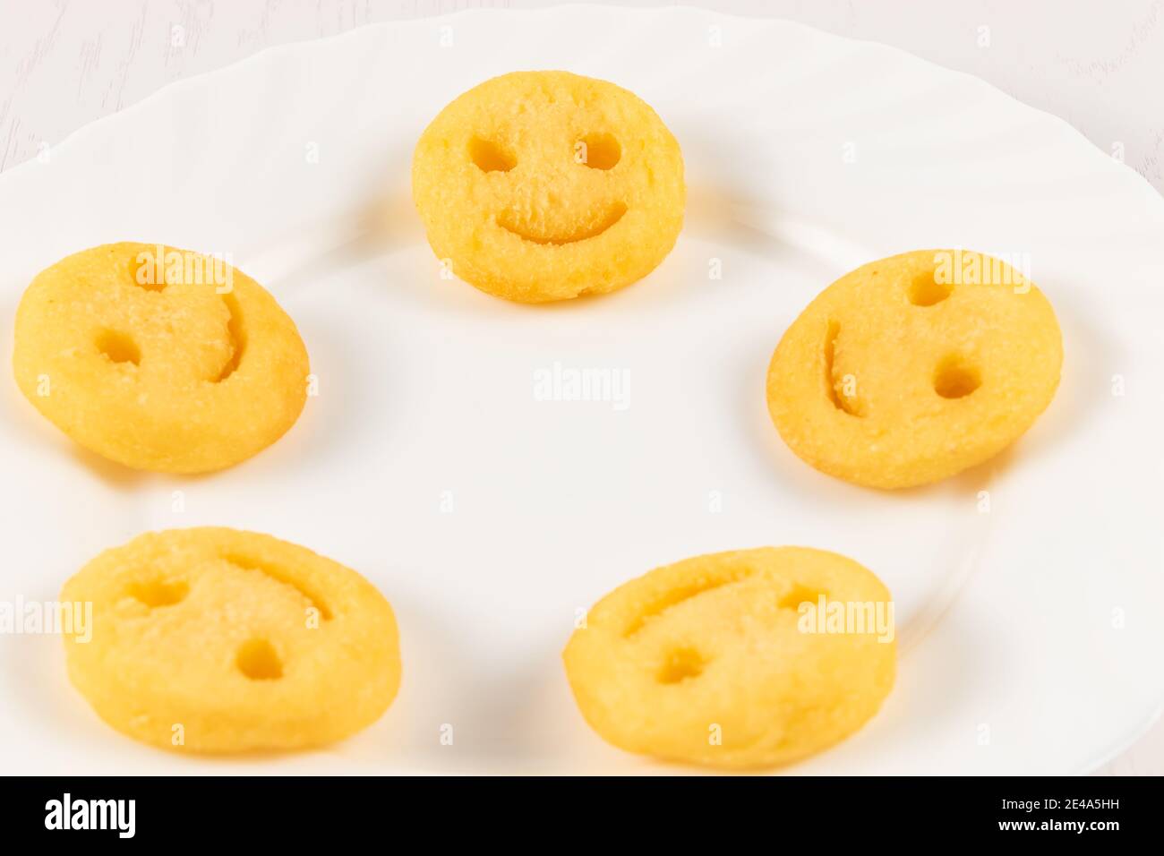 Cartoon emoticons hi-res stock photography and images - Alamy