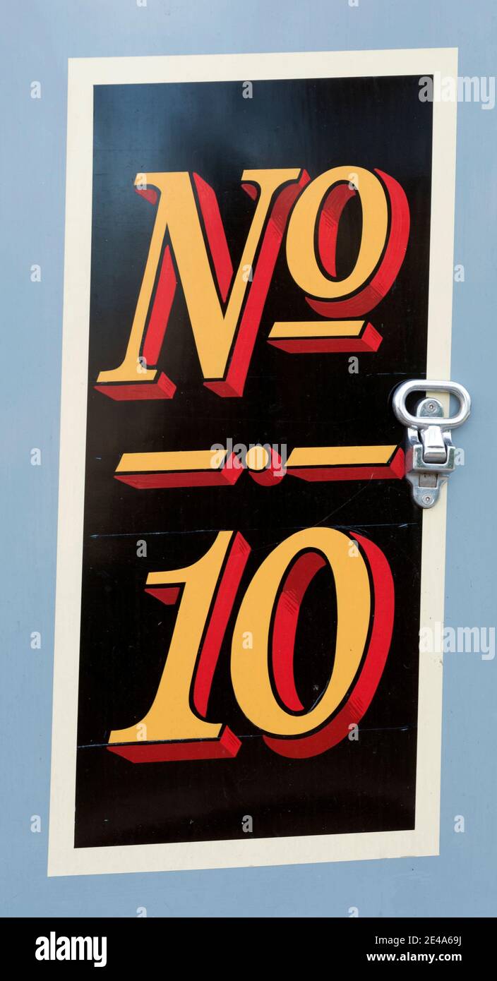 Signwriting hi-res stock photography and images - Alamy