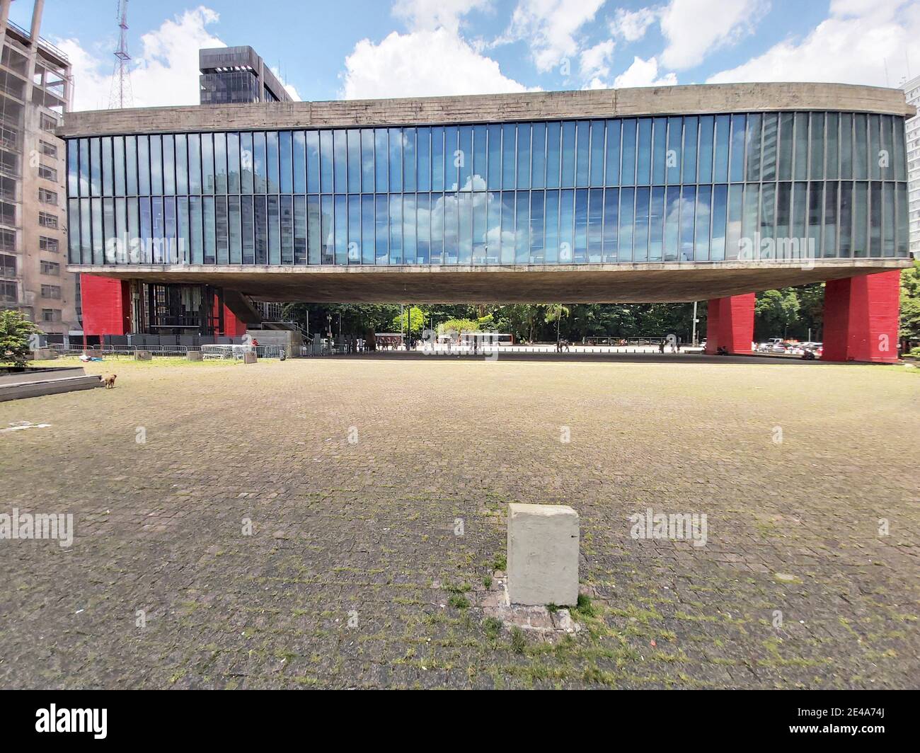 MASP, Museu de Arte de São Paulo building, São Paulo, Brazil Stock ...