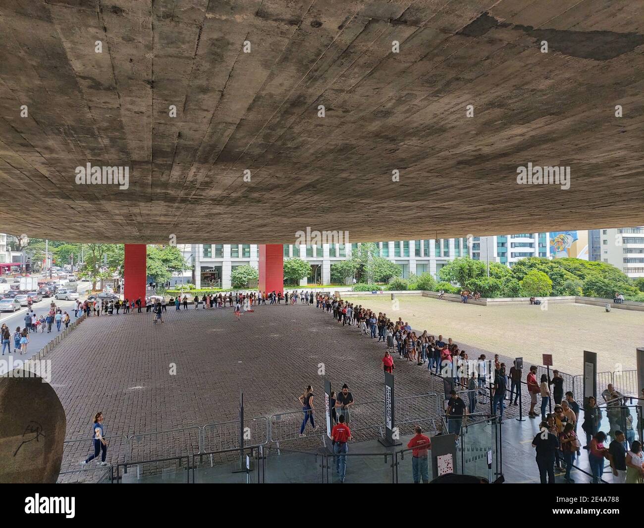 MASP, Museu de Arte de São Paulo building, São Paulo, Brazil Stock ...