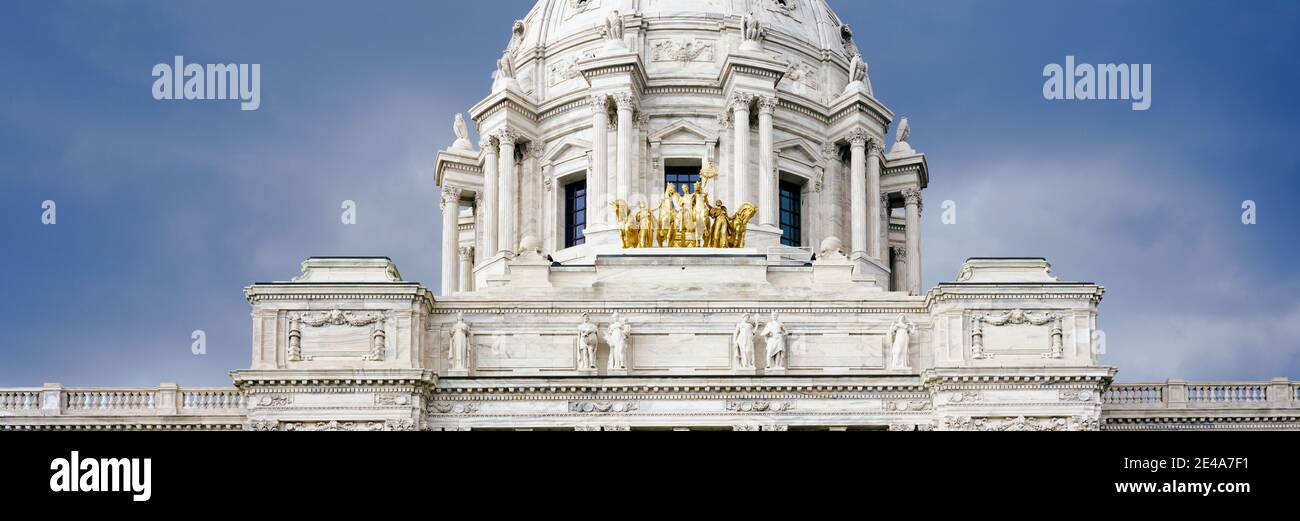 Paul building hi-res stock photography and images - Alamy