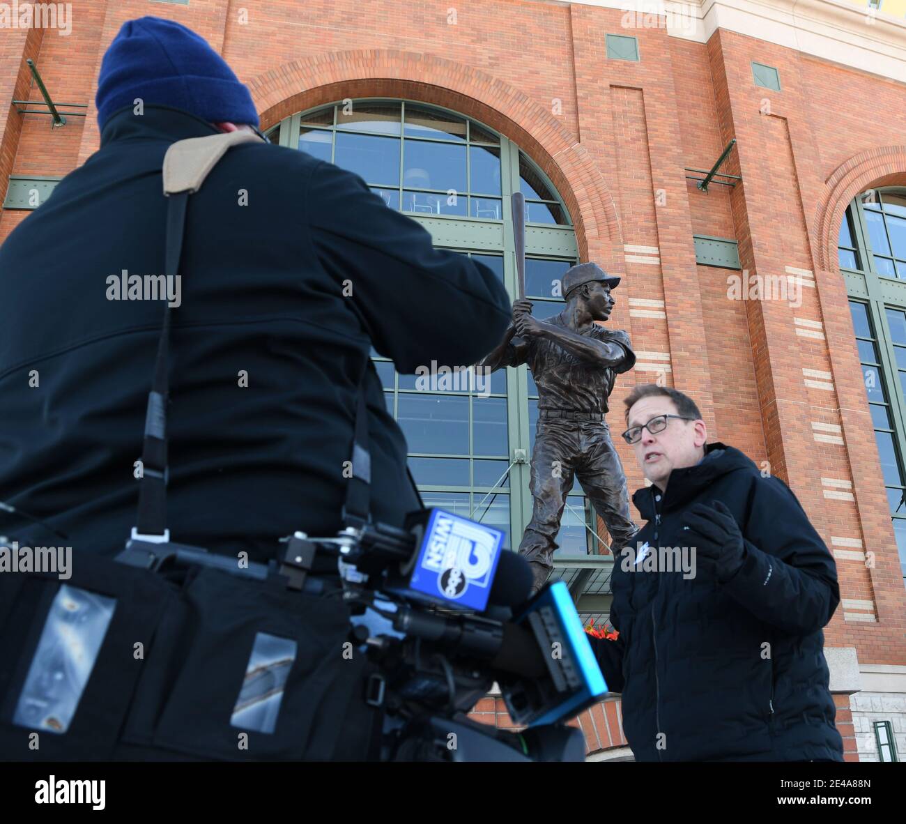 Milwaukee, Wisconsin, USA. 22nd Jan, 2021. Reporters - including report ...