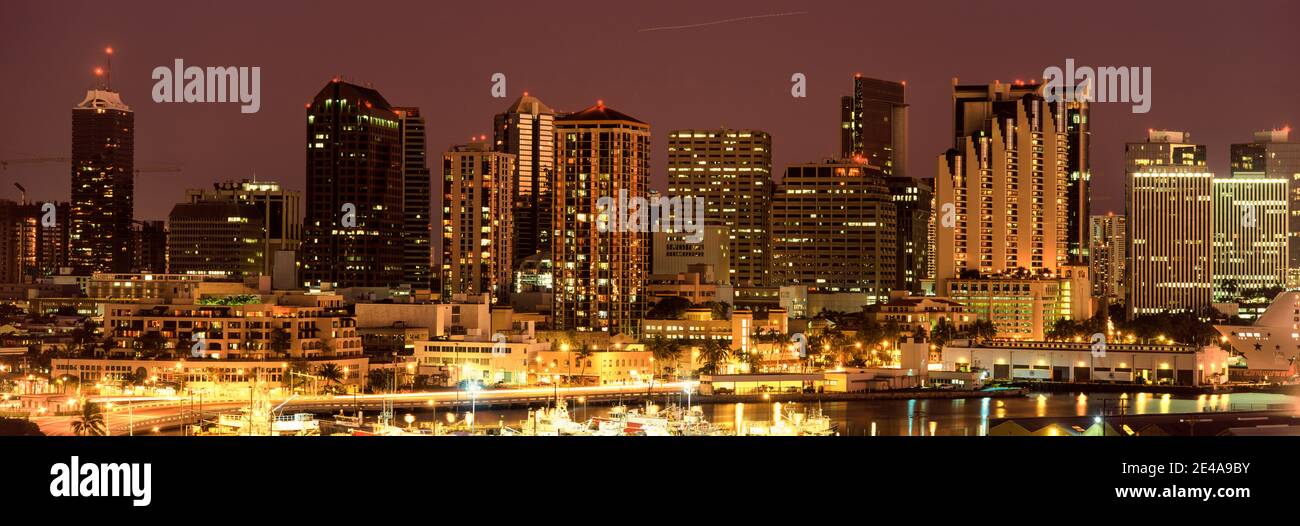 Horizontal hawaii hi-res stock photography and images - Alamy