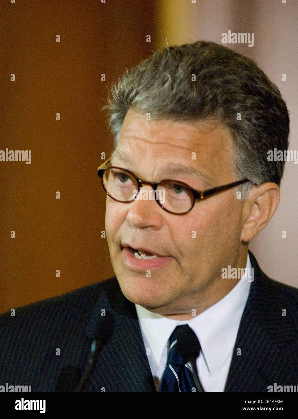 Al franken portrait hi-res stock photography and images - Alamy