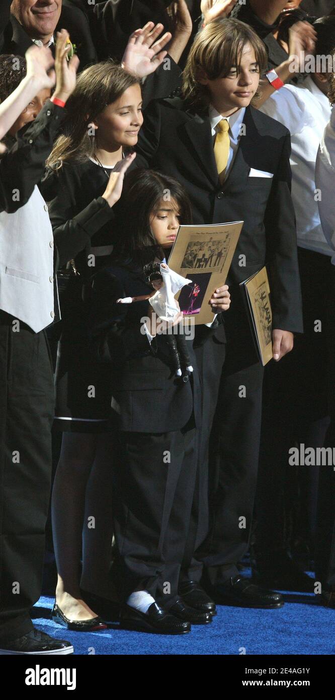 Michael's children, Paris Katherine, Prince Michael II (aka Blanket ...