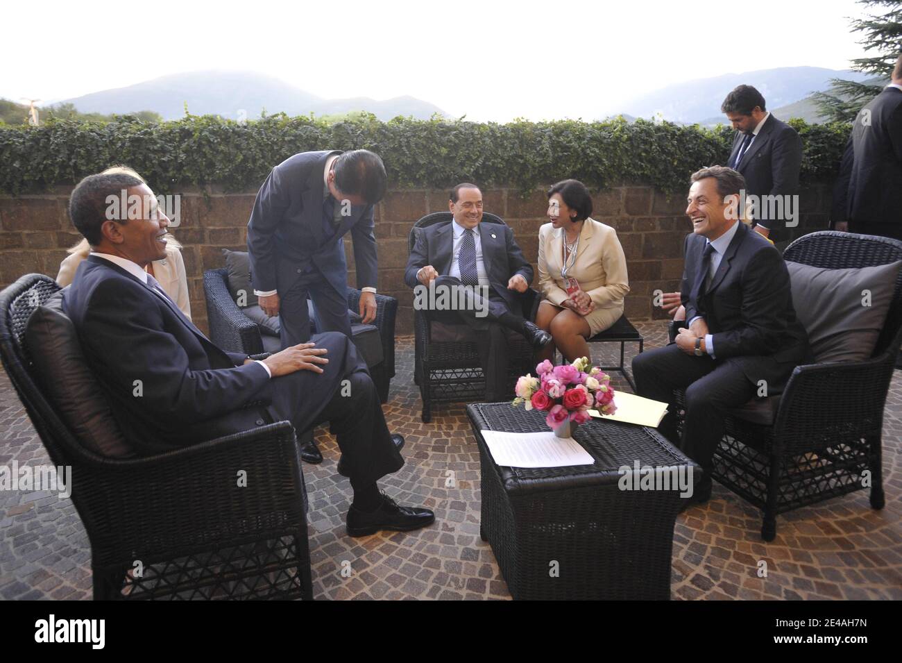 Taro aso 2009 g8 hi-res stock photography and images - Alamy