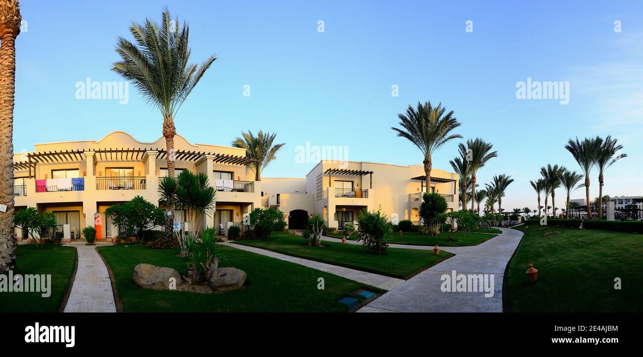 Desert gardens hotel hi-res stock photography and images - Alamy