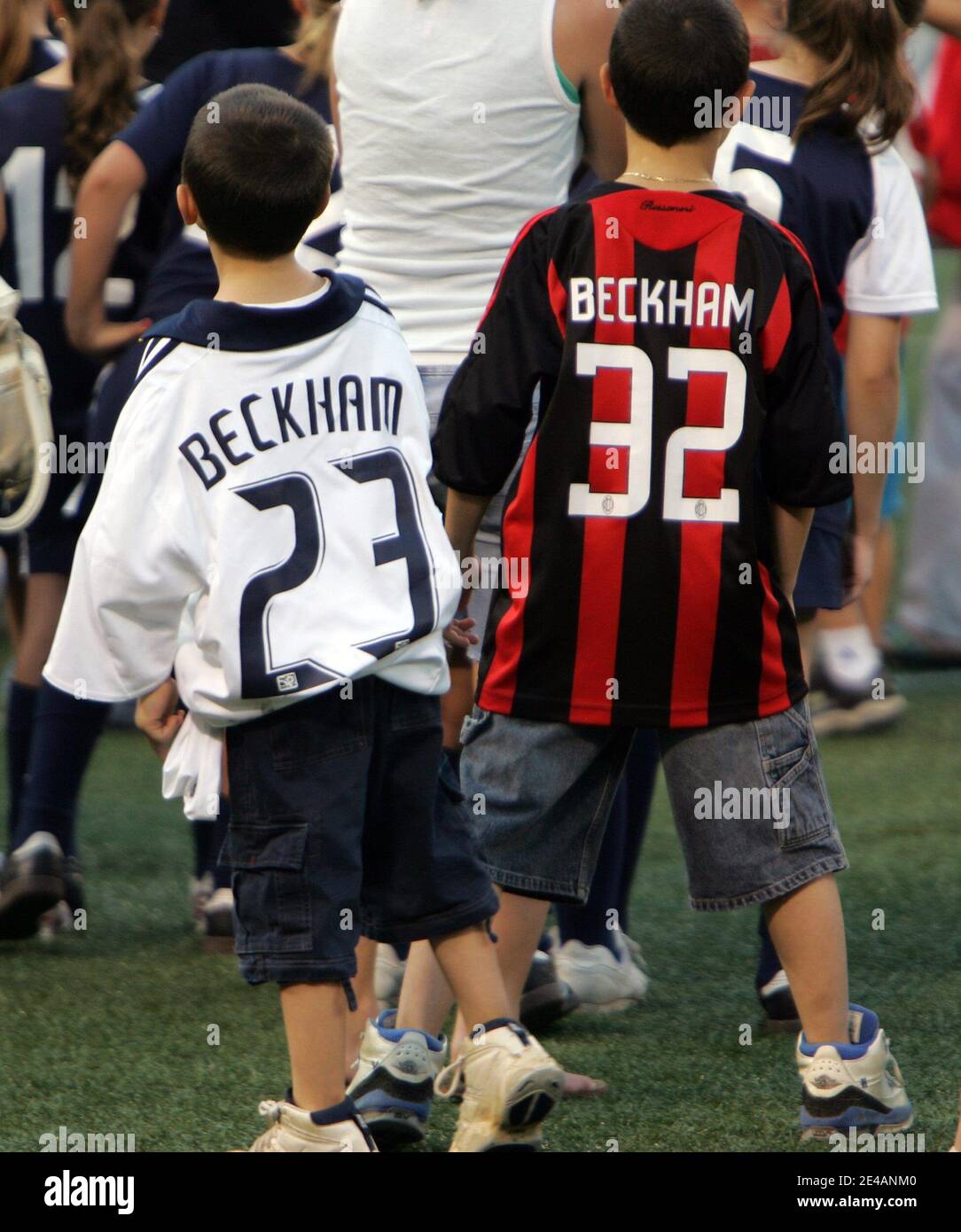 Football fans unis hi-res stock photography and images - Alamy