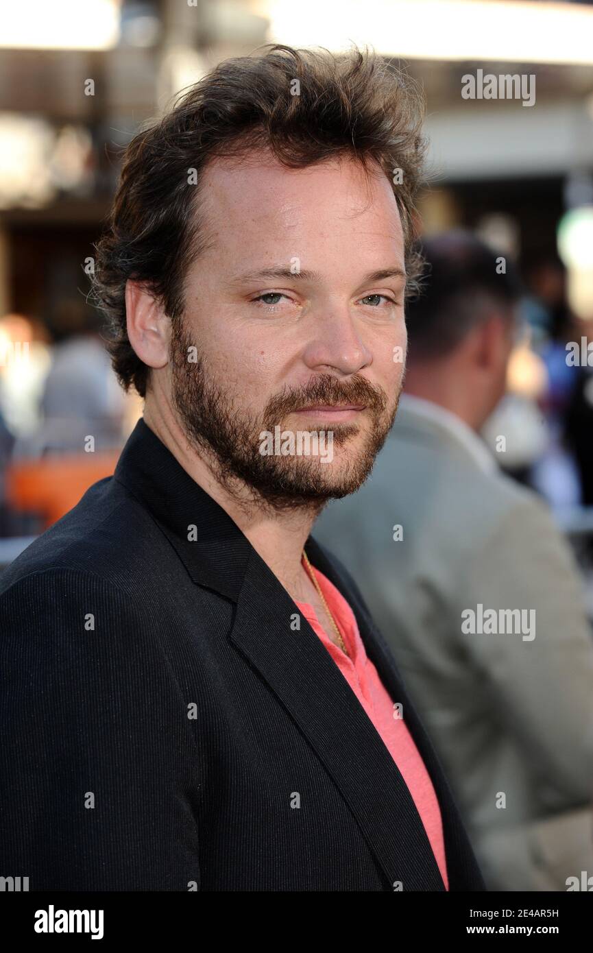Peter Sarsgaard attending the premiere of Warner Bros 'Orphan' in ...