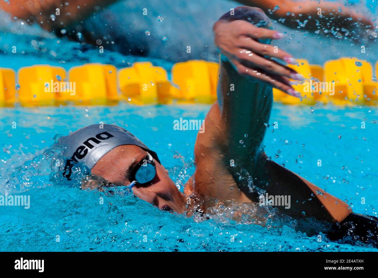 Roumania's Camelia Potec swimming in the heats of 1500 Meters Freestyle ...