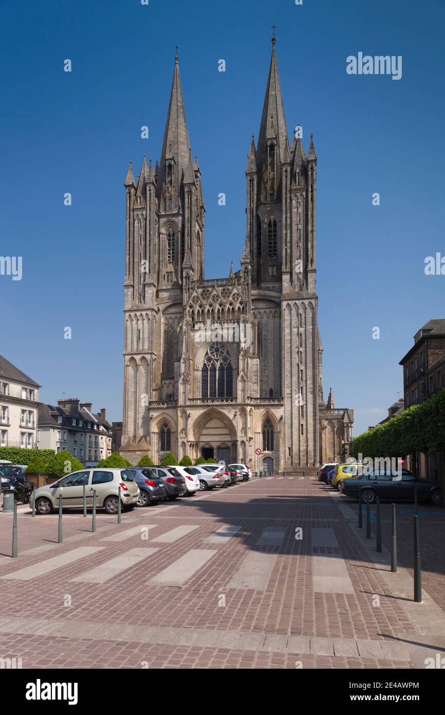 Cathedral coutances hi-res stock photography and images - Alamy