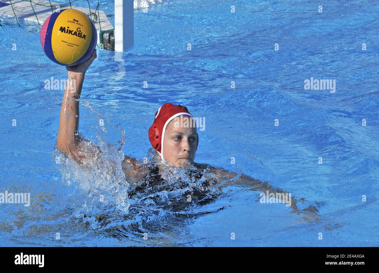 Canadian Water Polo women's team beats Russia 8-7 during the semifinal ...