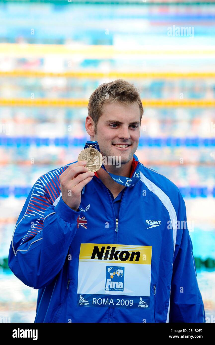 Great Britain's Liam Tancock celebrates after winning the final of the ...