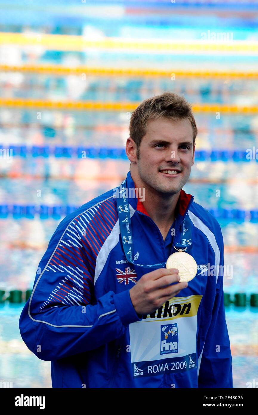 Great Britain's Liam Tancock celebrates after winning the final of the ...