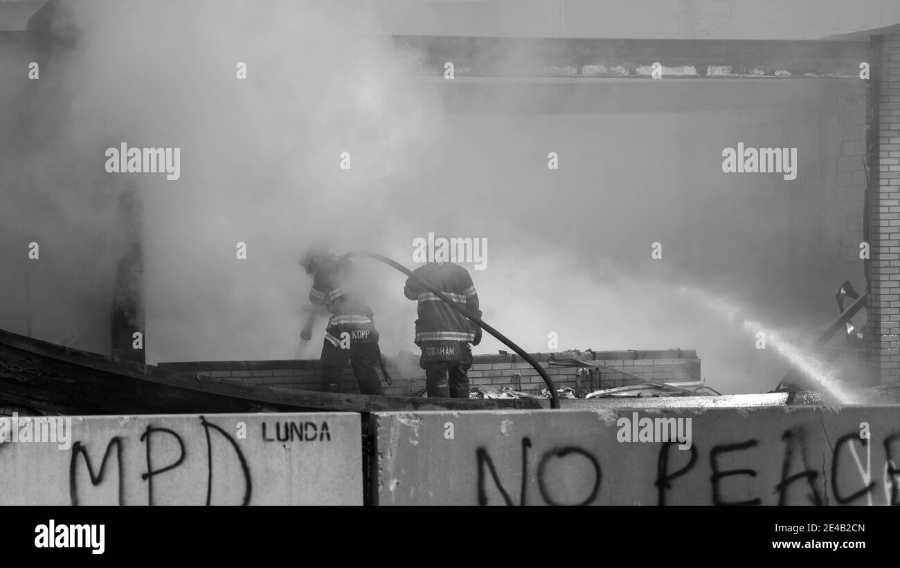 Wallpaper no war hi-res stock photography and images - Alamy