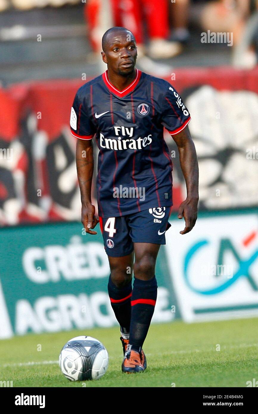 Paris' Claude Makelele during the French First League Soccer Match ...