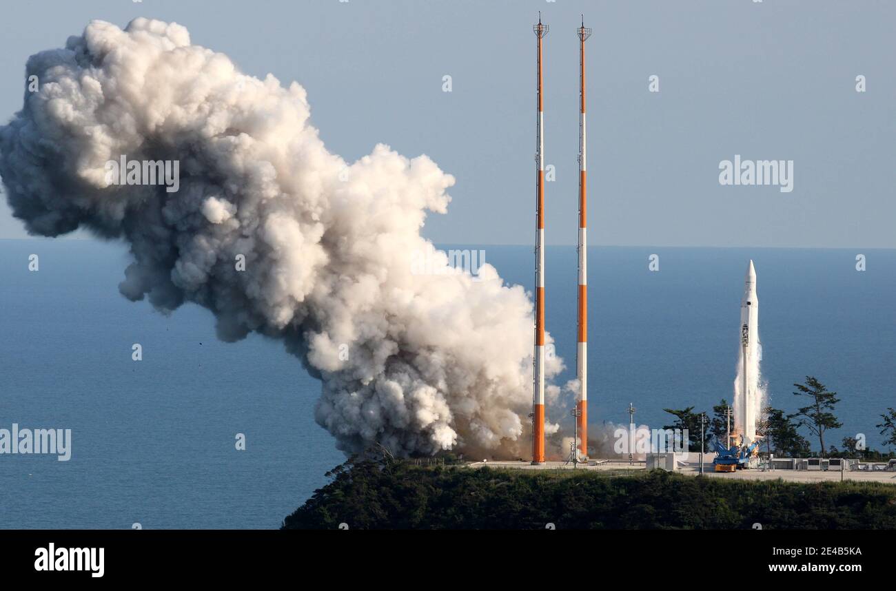 The first home-launched satellite of South Korea, carried by rocket ...