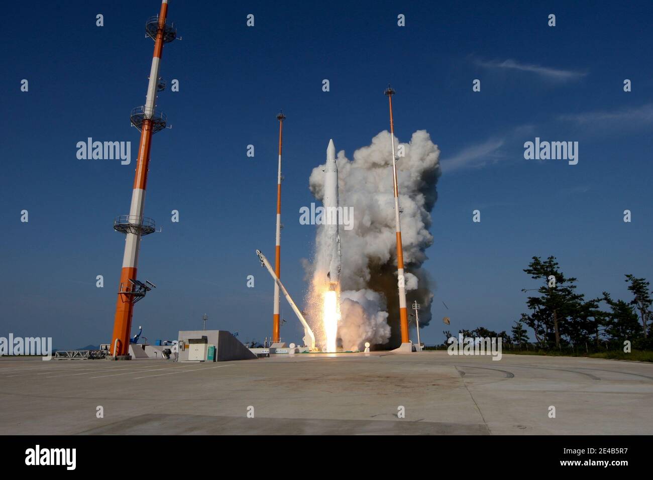 The first home-launched satellite of South Korea, carried by rocket ...