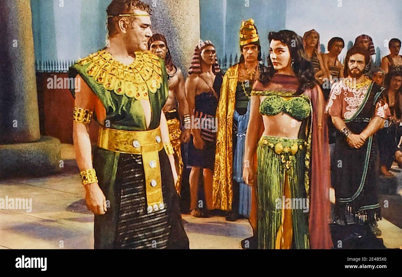 The land of the pharaohs film hi-res stock photography and images - Alamy