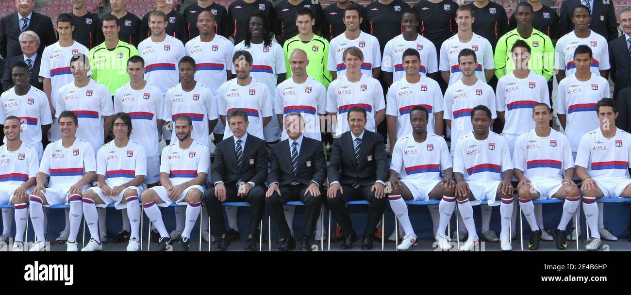 Sponsor olympique hi-res stock photography and images - Alamy