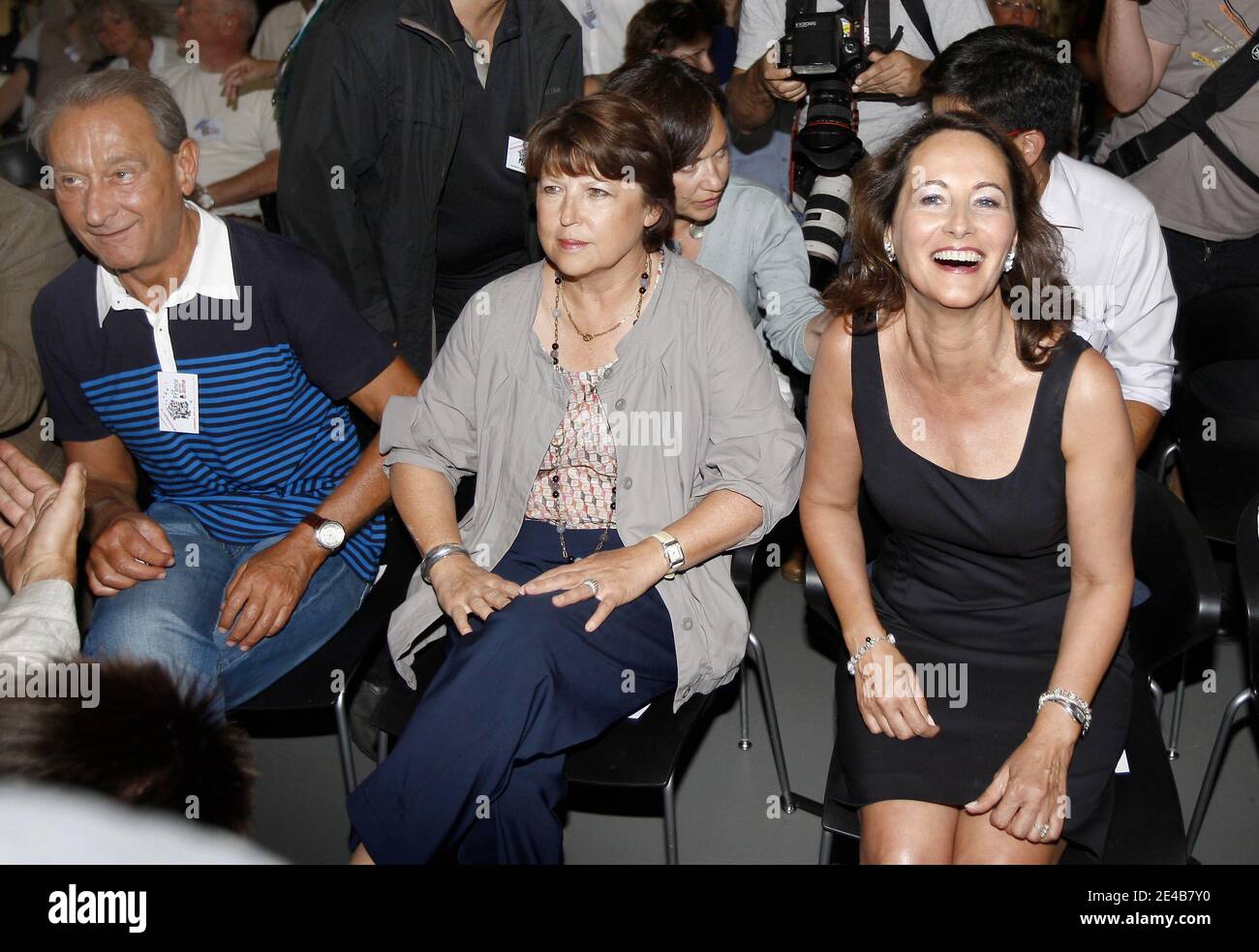 Paris' mayor Bertrand Delanoe, French socialist first secretary Martine ...