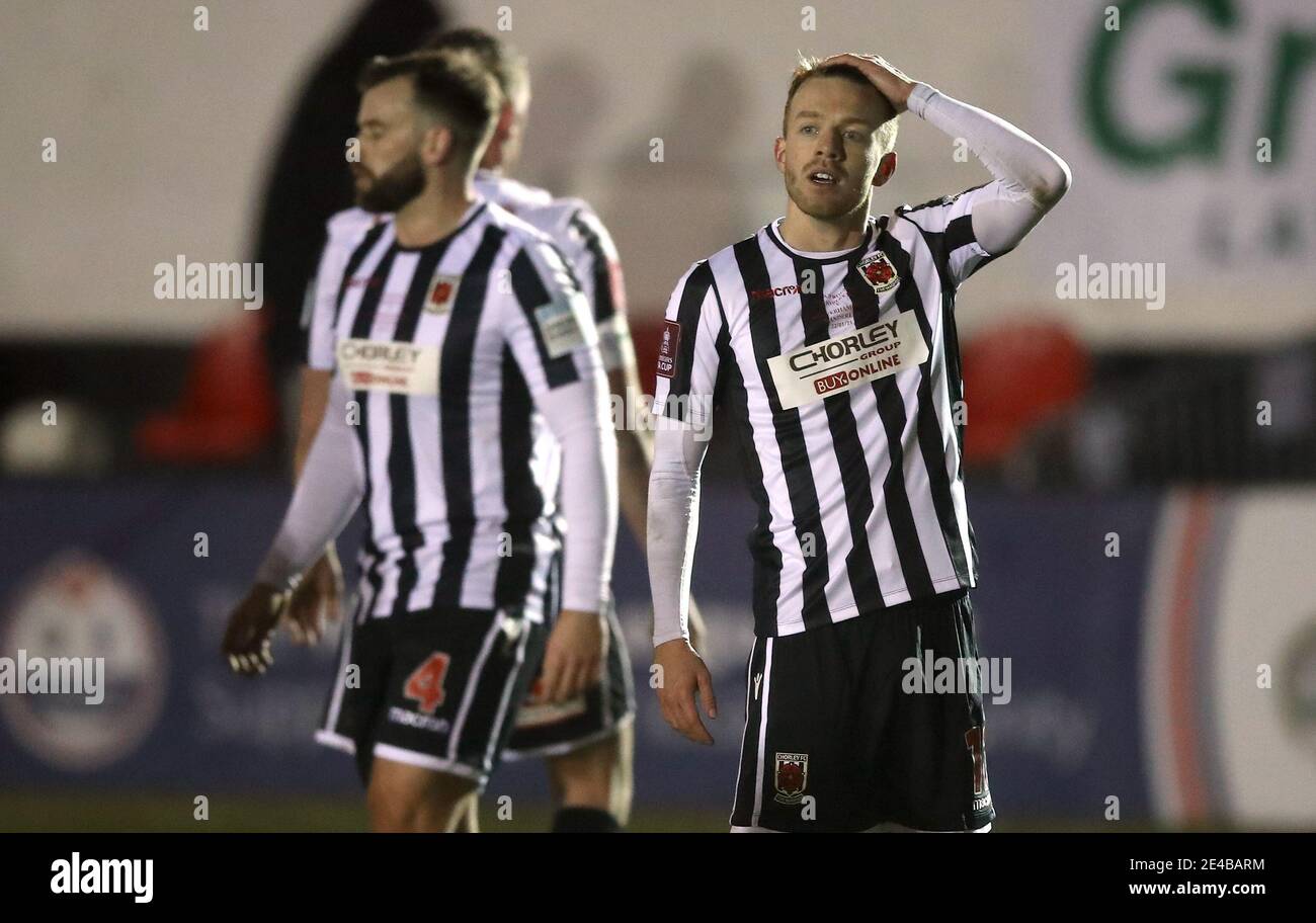 Fa cup football 2021 22 hi-res stock photography and images - Alamy