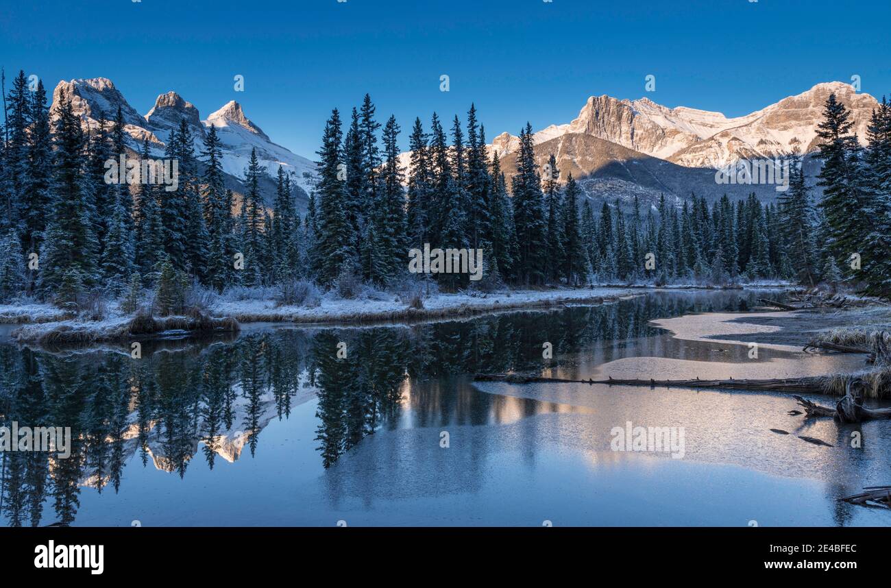 Snowy pond with mountains in background, Mount Lawrence Grassi, Three ...