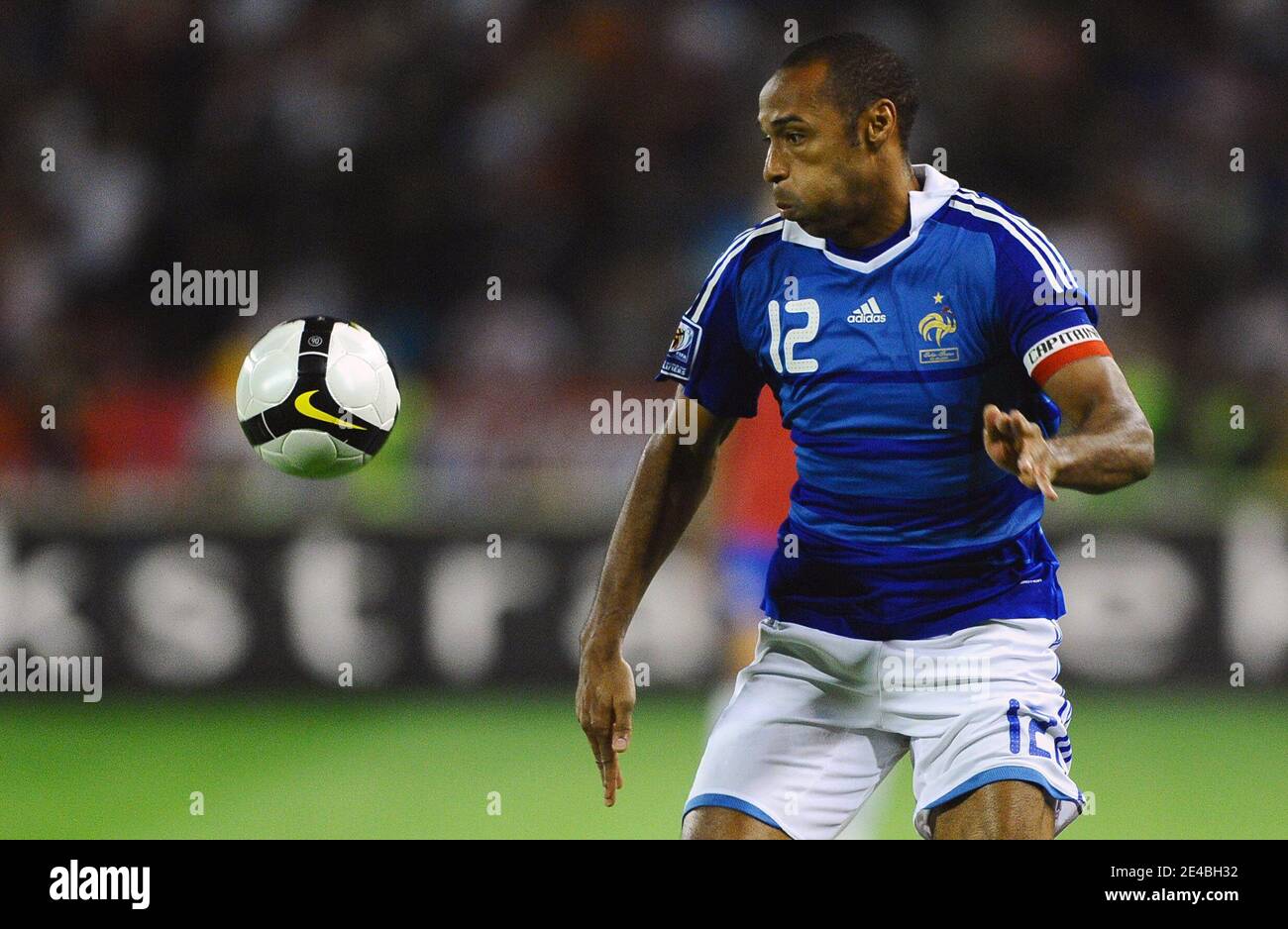 Thierry henry france 2009 hi-res stock photography and images - Alamy