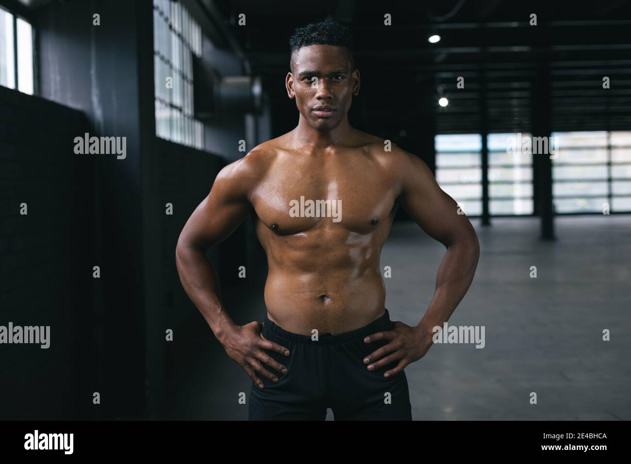 Man flexing muscle hi-res stock photography and images - Alamy