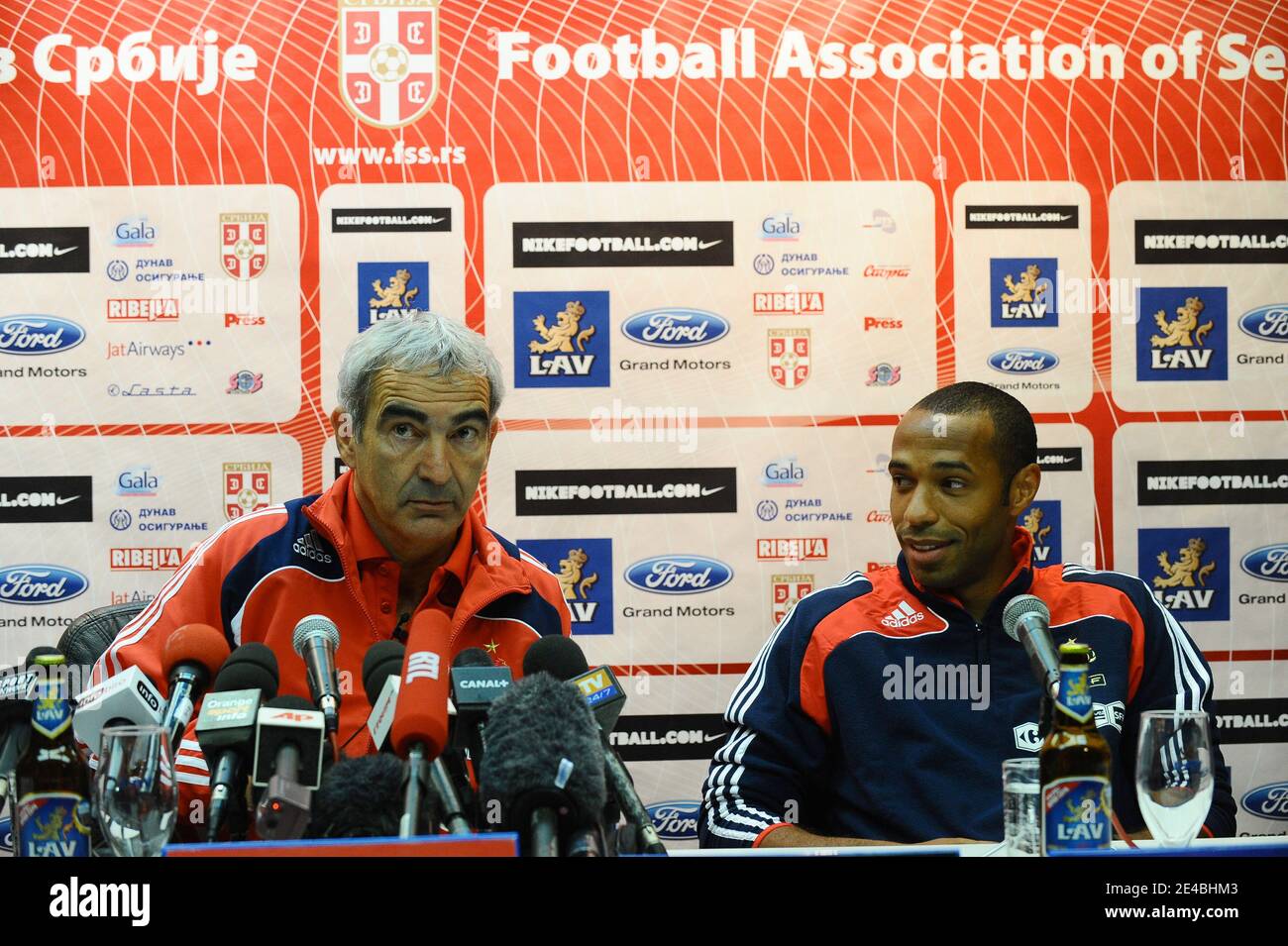France's coach Raymond Domenech with Thierry Henry during a press ...