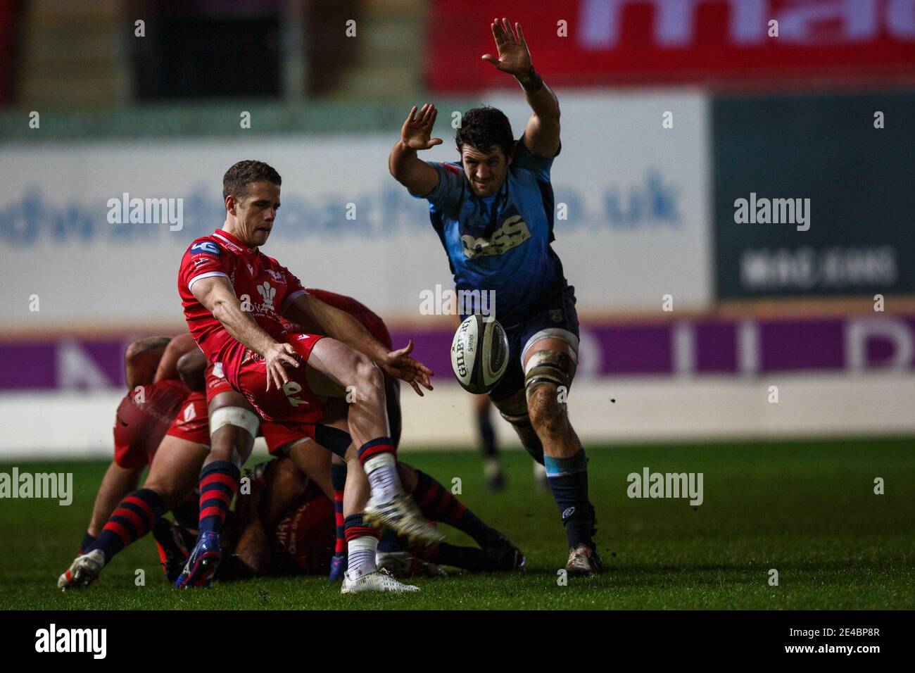 Kieran hardy wales rugby hi-res stock photography and images - Alamy