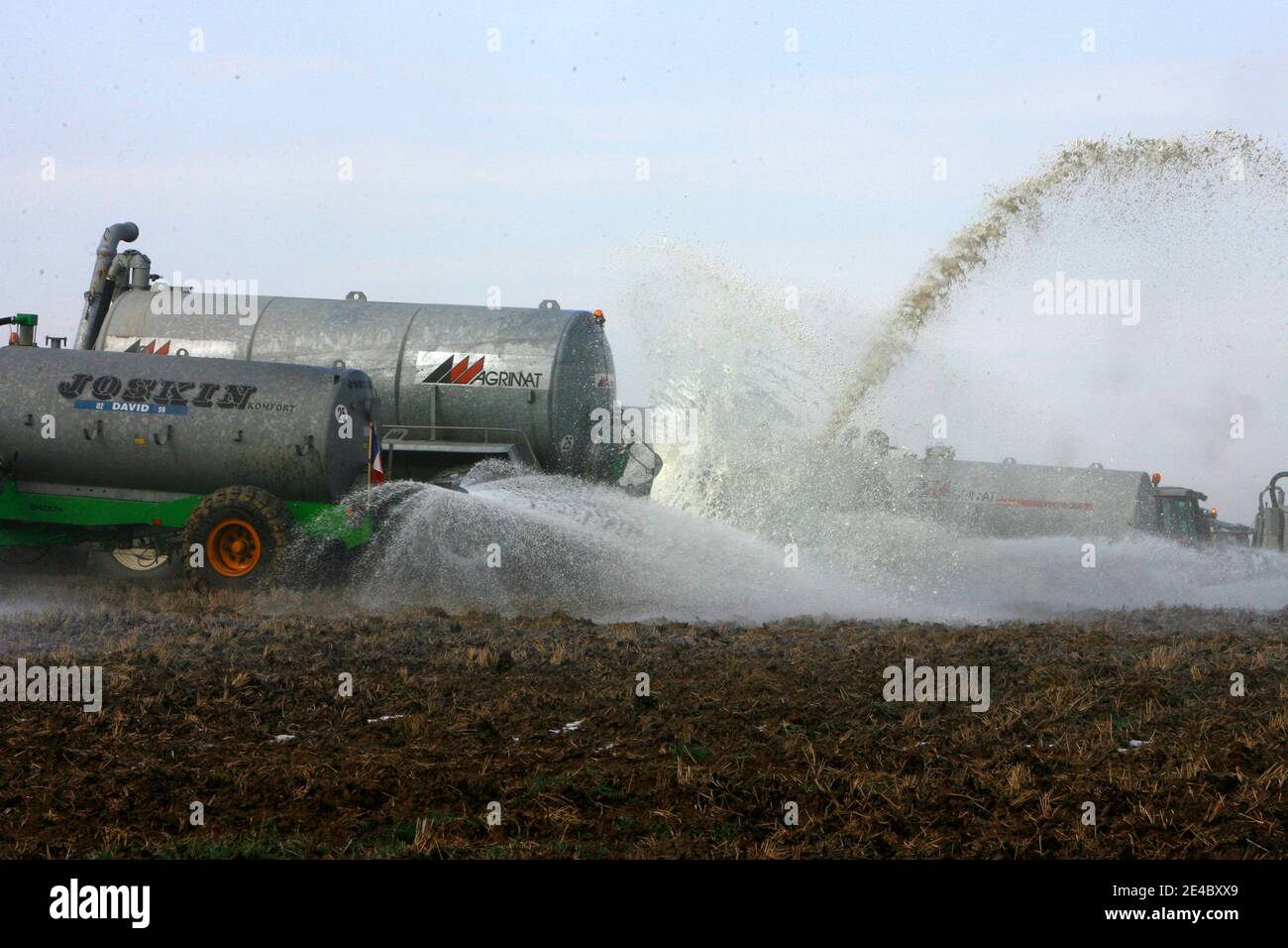 000 liters of milk hi-res stock photography and images - Alamy